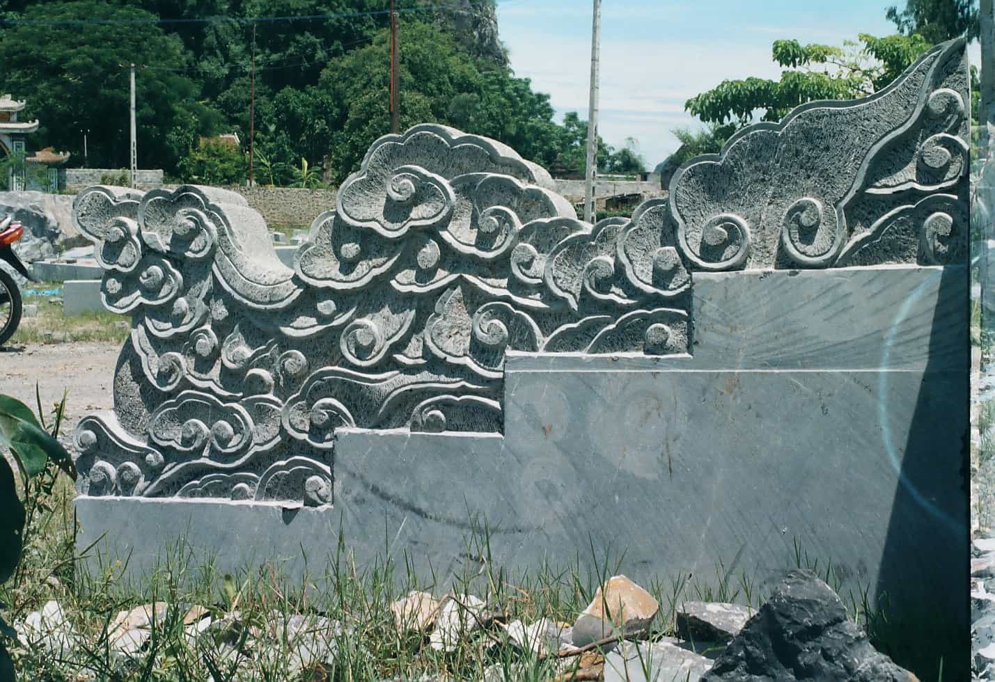 Mẫu Rồng đá ĐẸP bằng đá tự nhiên - Công ty TNHH Đá Mỹ Nghệ Lâm Tạo